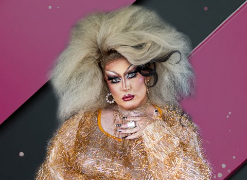 Tollie Parton in Brakpan | Carnival City
